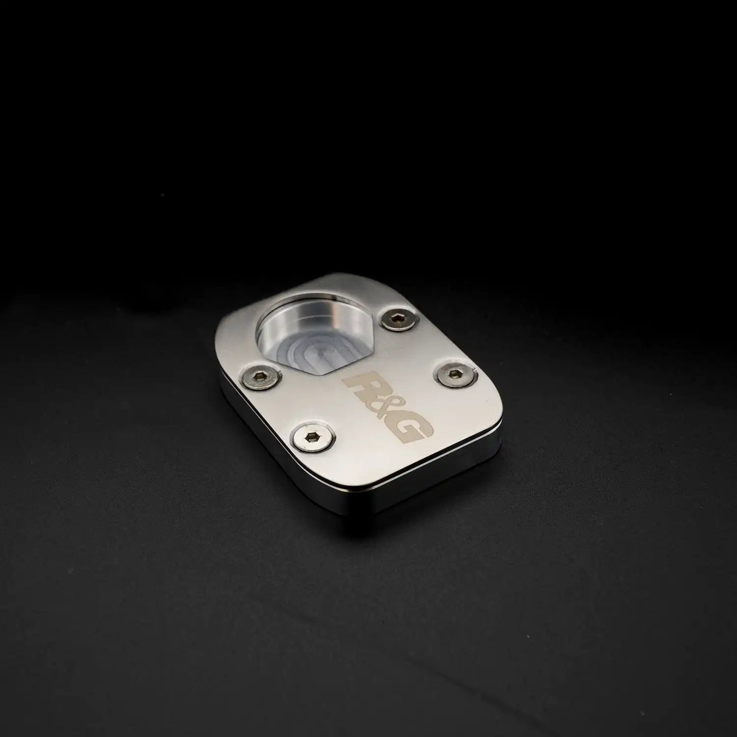 Kickstand Enlargement for YAMAHA R7 (2022-) – SteadyMoto