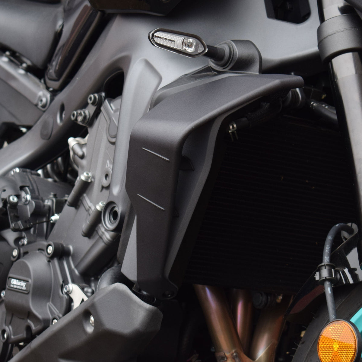 PYRAMID Side Spoilers for YAMAHA MT-09 SP (2024-) – SteadyMoto