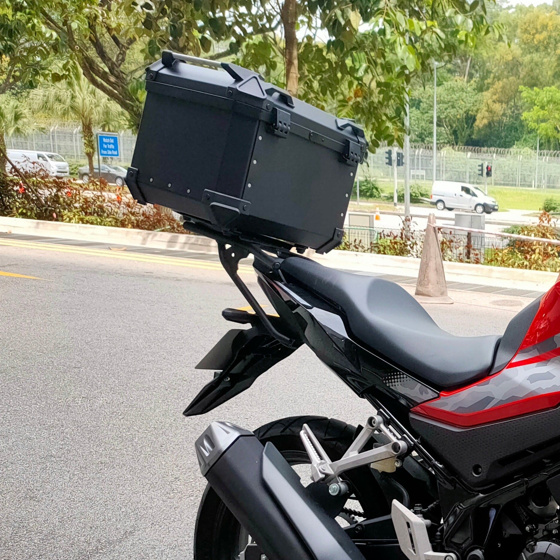 Rear Rack & AluRack TopCase Carrier for HONDA CB 150 X (2022-) – SteadyMoto
